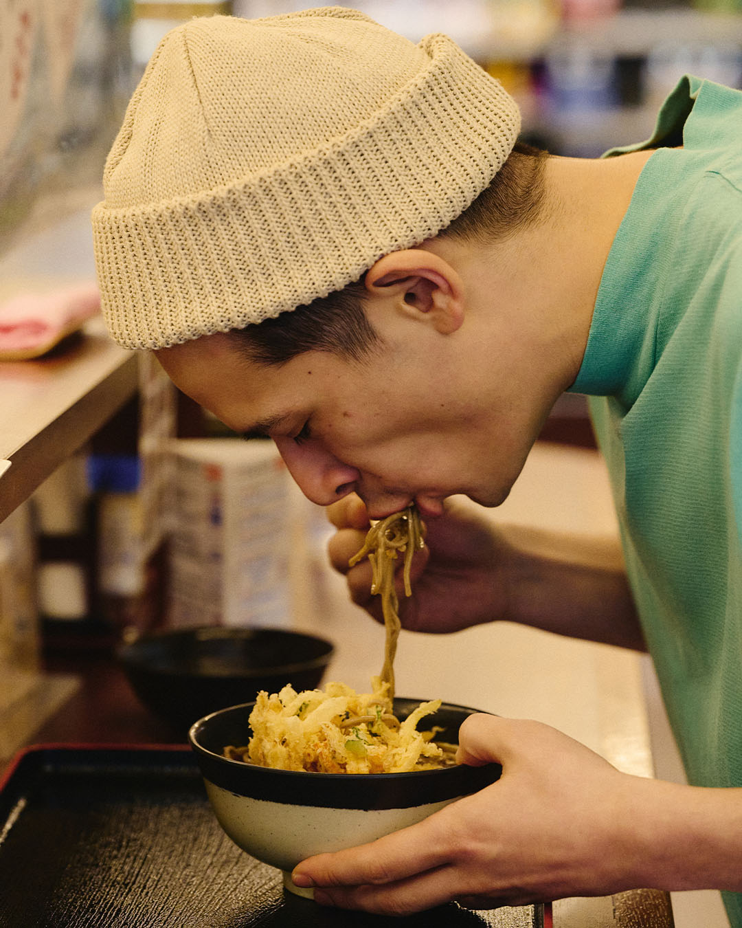 nanamica / nanamica boy in Daikanyama Vol. 43 Standing counter soba ...