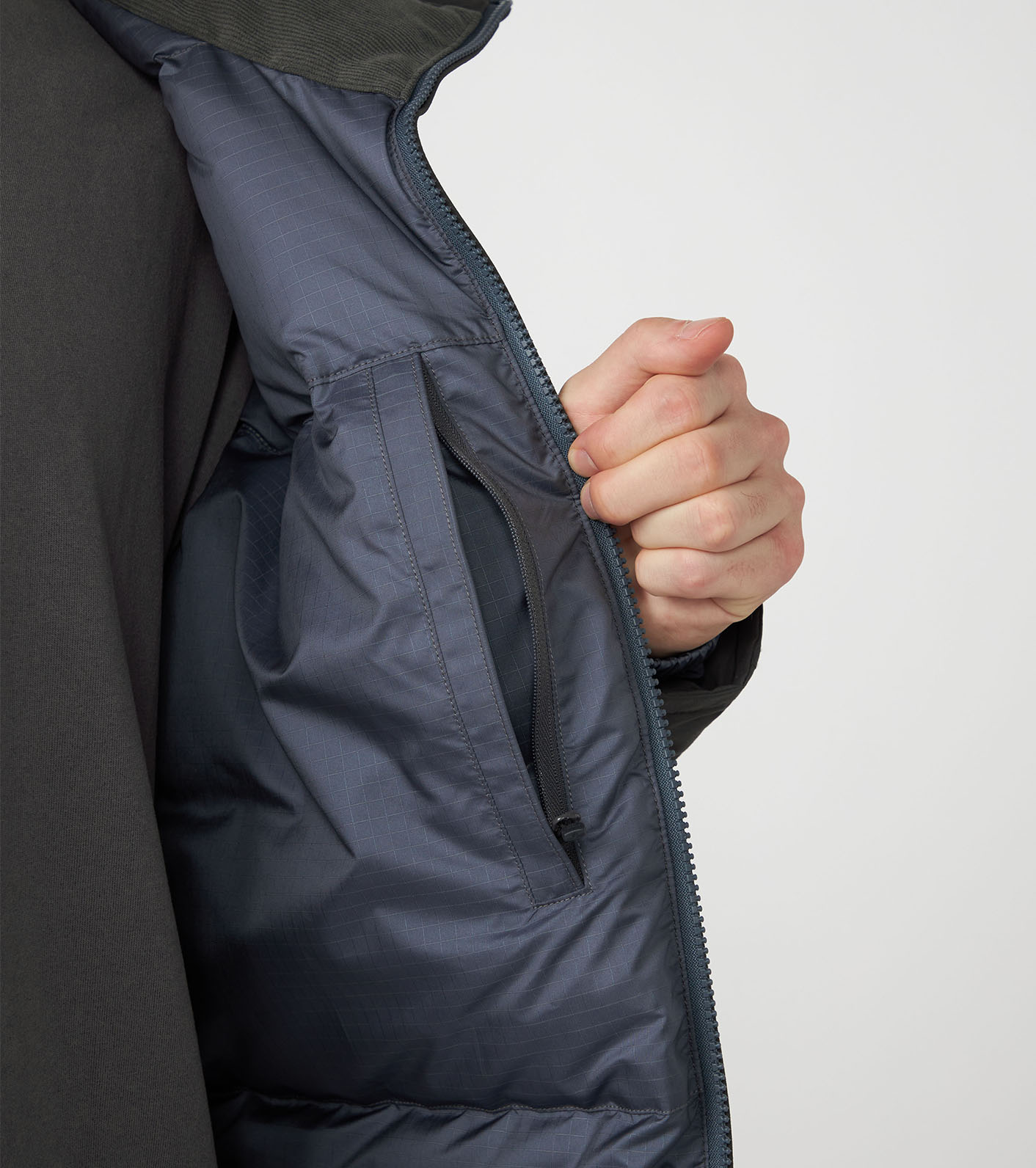 nanamica / GORE-TEX Field Down Jacket