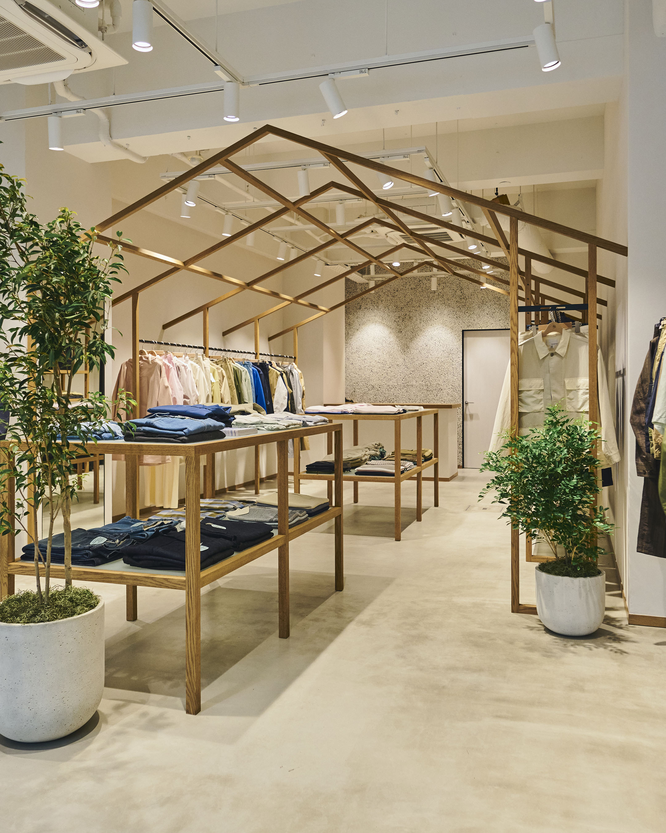 nanamica / STORE